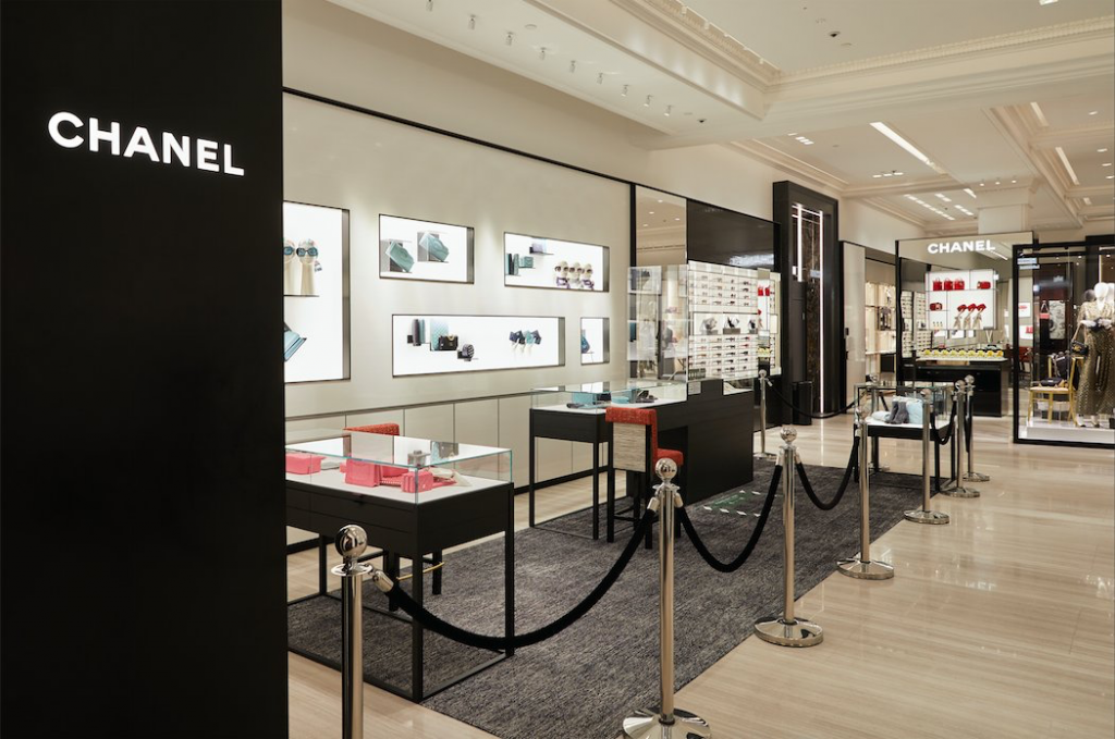 CHANEL enlarges and renovates boutique at Harrods London – WindowsWear