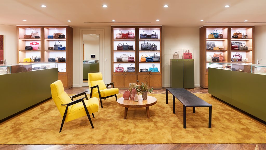 Digital luxury consignment platform The RealReal has opens flagship ...