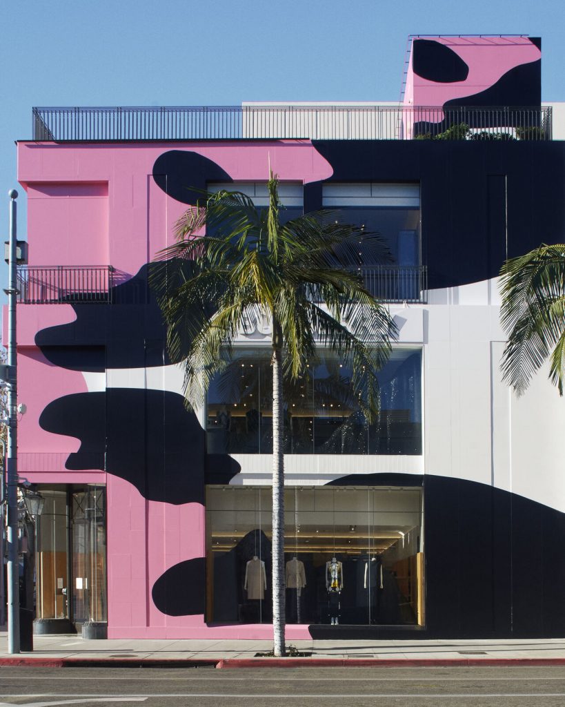 Burberry Augmented Reality on Rodeo Drive – WindowsWear