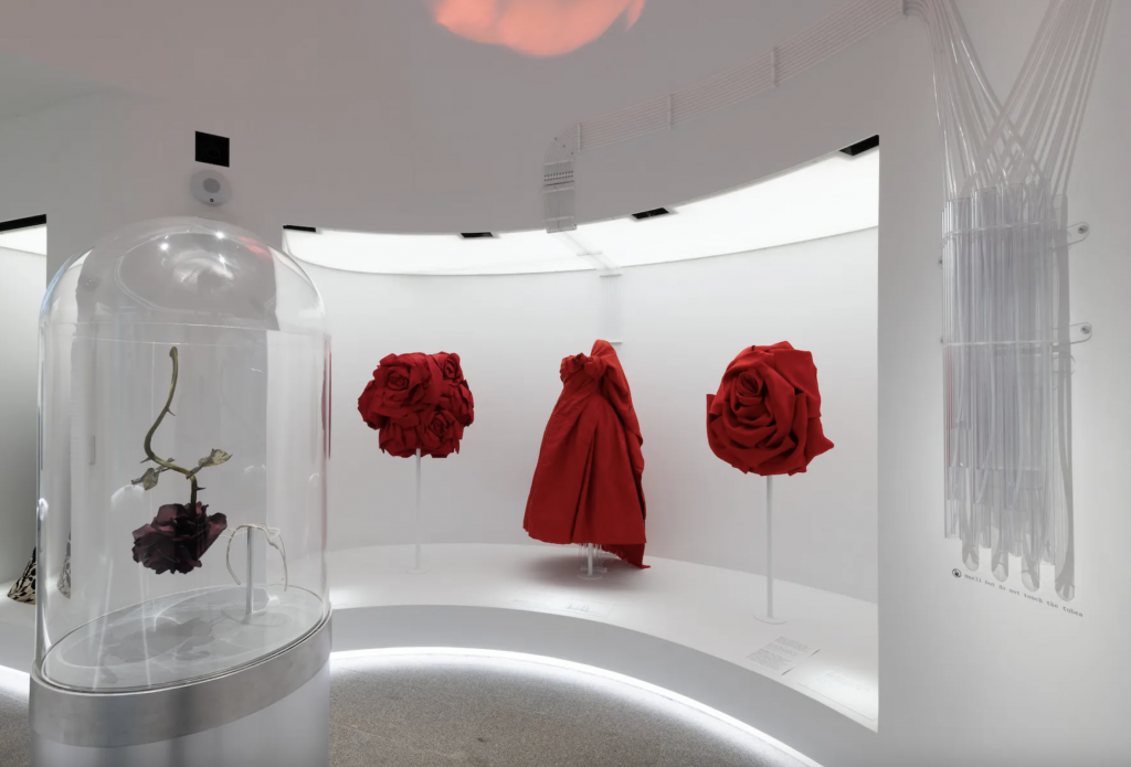 Inside The Met’s magical ‘Sleeping Beauties: Reawakening Fashion ...
